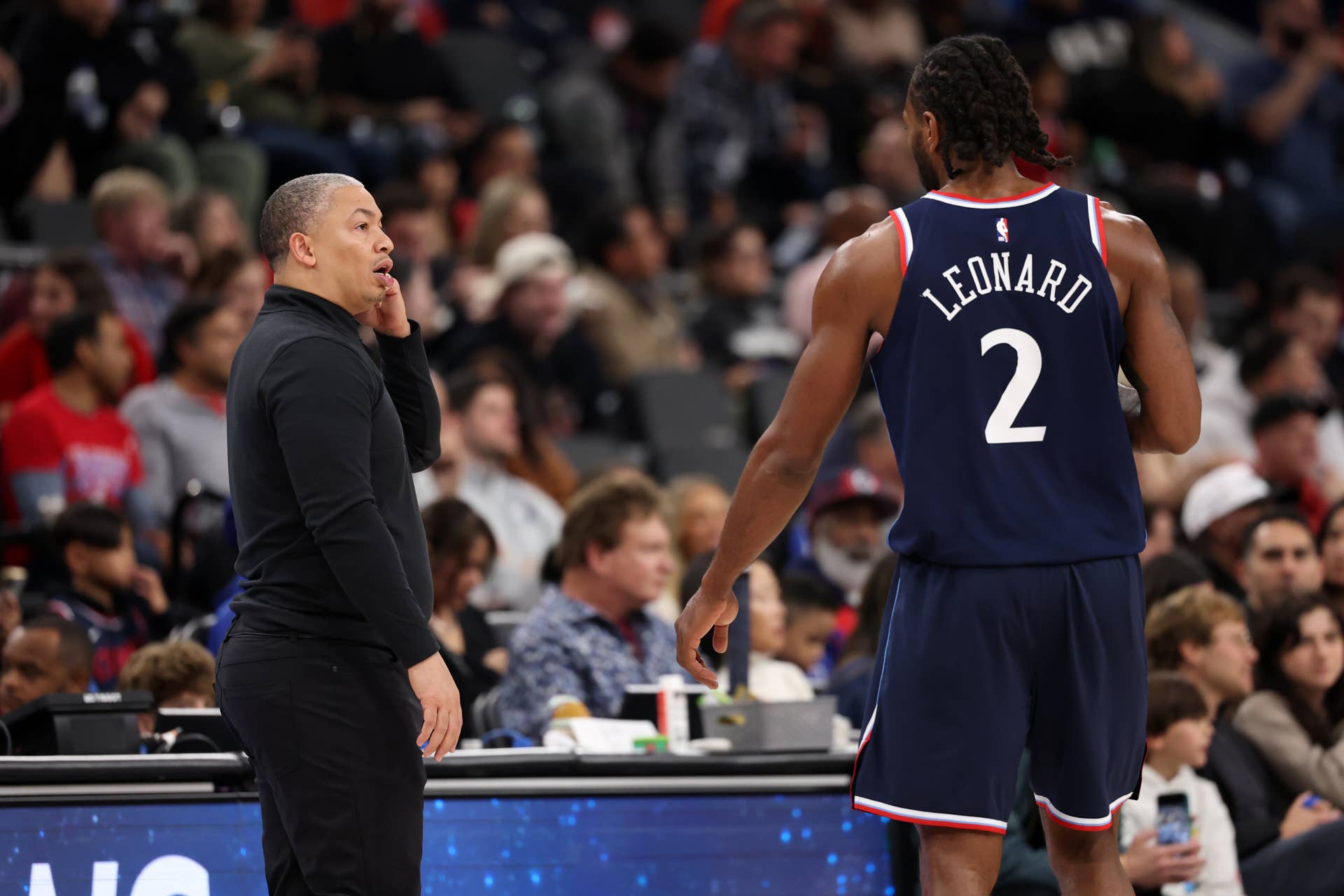 Kawhi Leonard Facing Uncertain Future With Clippers - Lindy's Sports