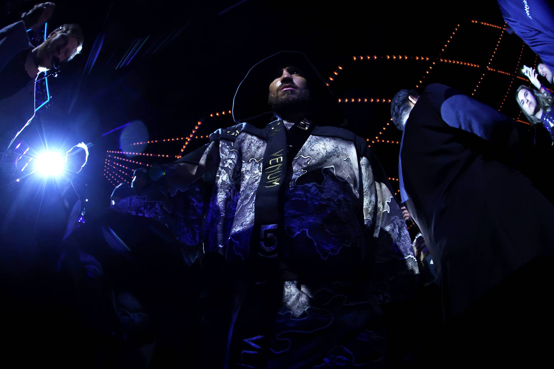 (un)Retired Former Boxing Champion Has Unfinished Business in The Ring ...