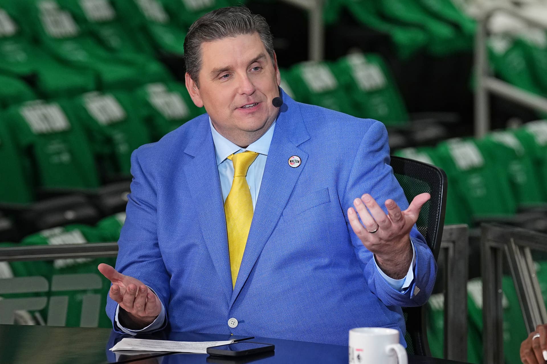 Brian Windhorst Praises 'Powerhouse' New York Knicks - Lindys Sports