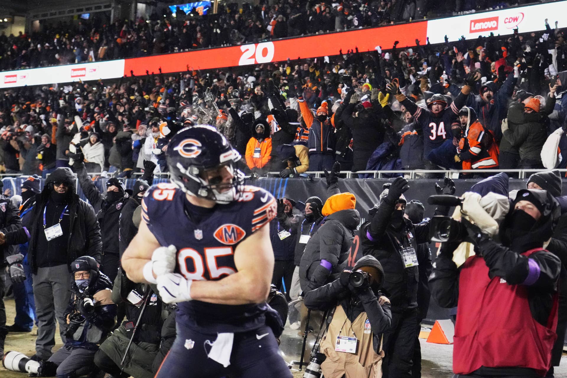 Why Cole Kmet Trade Doesn’t Make Sense for Bears - Lindys Sports