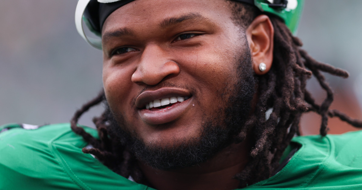 Jalen Carter Could Be Punished By NFL After Play vs. Bills - Lindys Sports