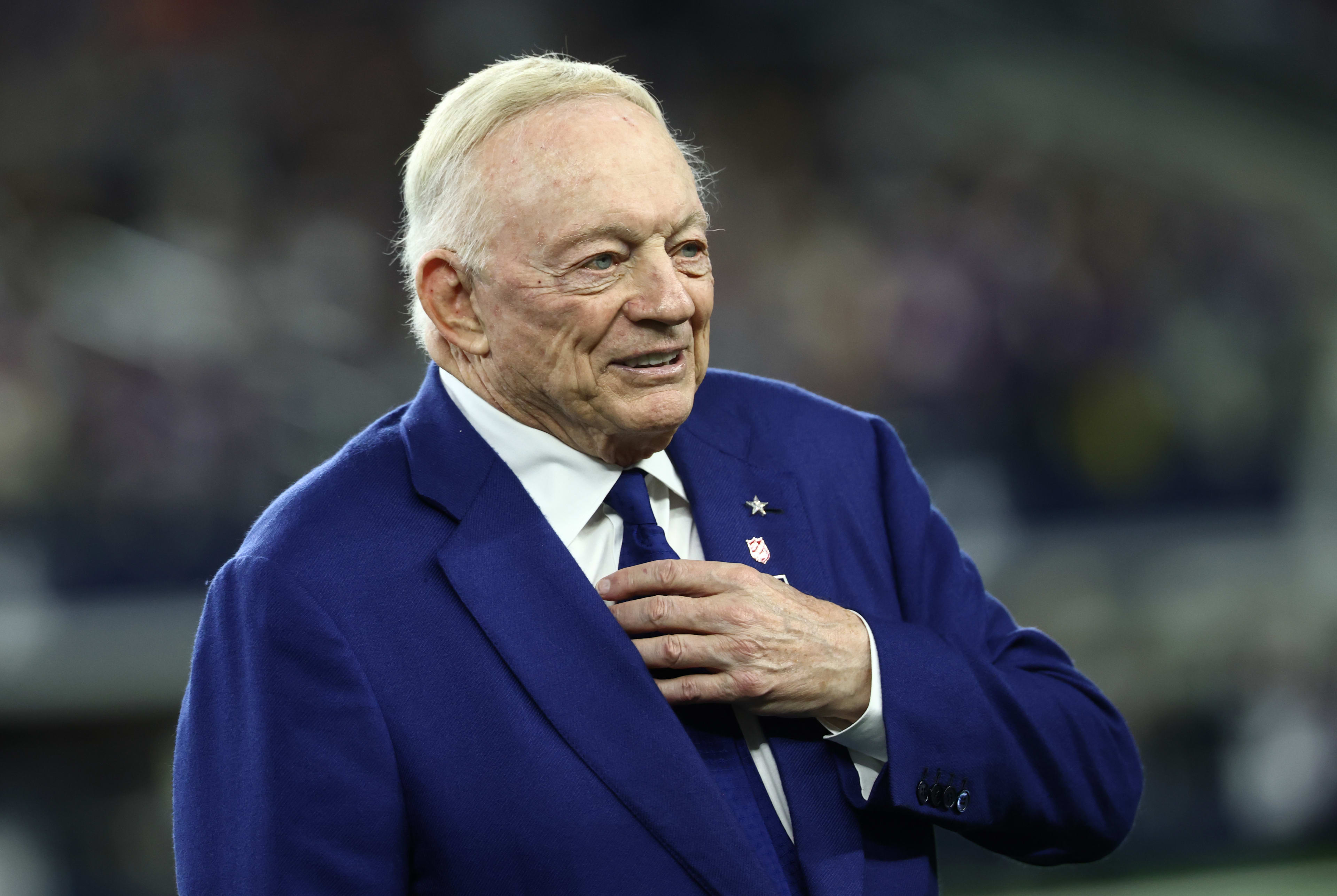 Jerry Jones Makes Admission After Cowboys' Failed Season - Lindys Sports