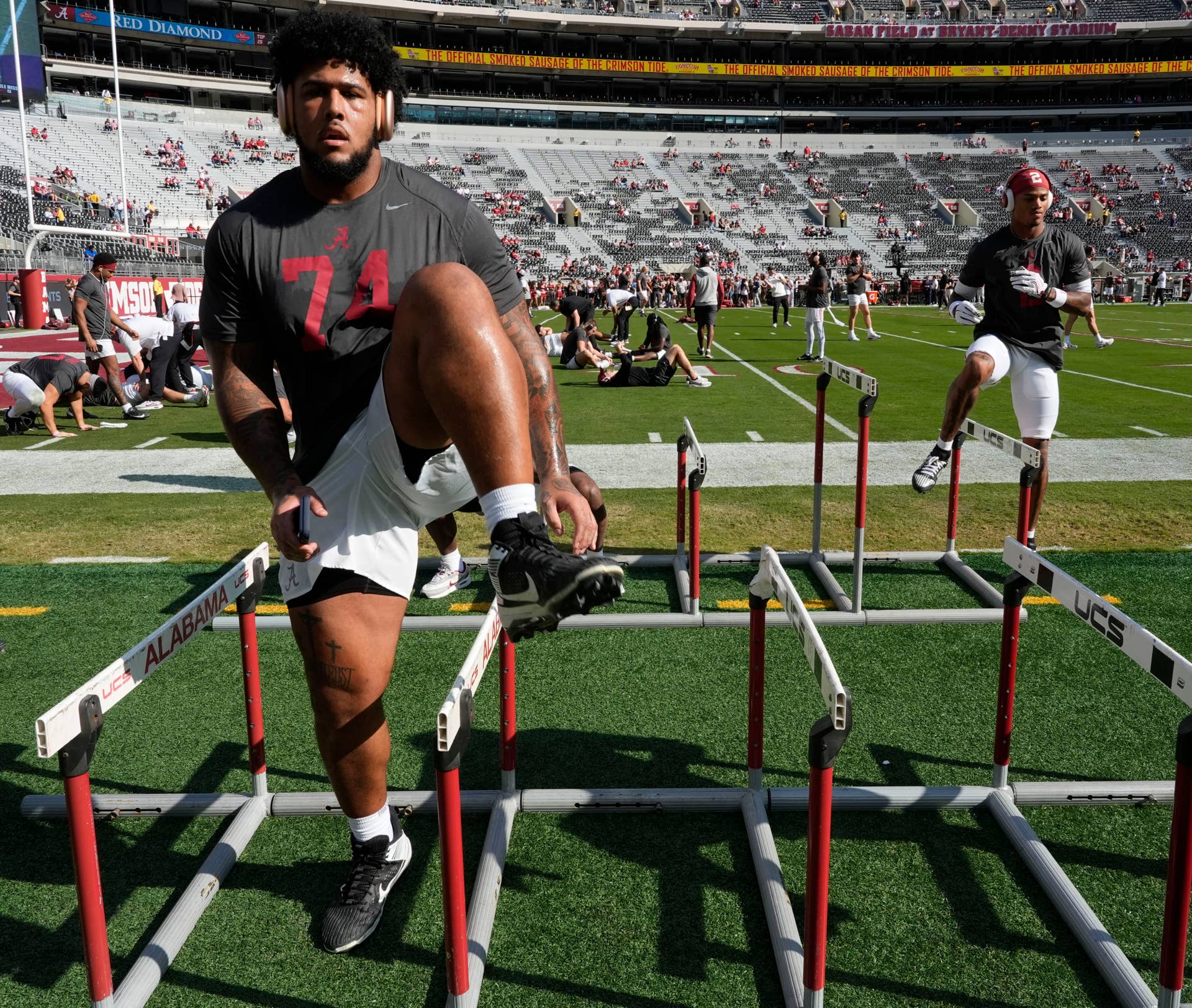Alabama's Kadyn Proctor Predicted to Protect Struggling NFL QB - Lindys ...
