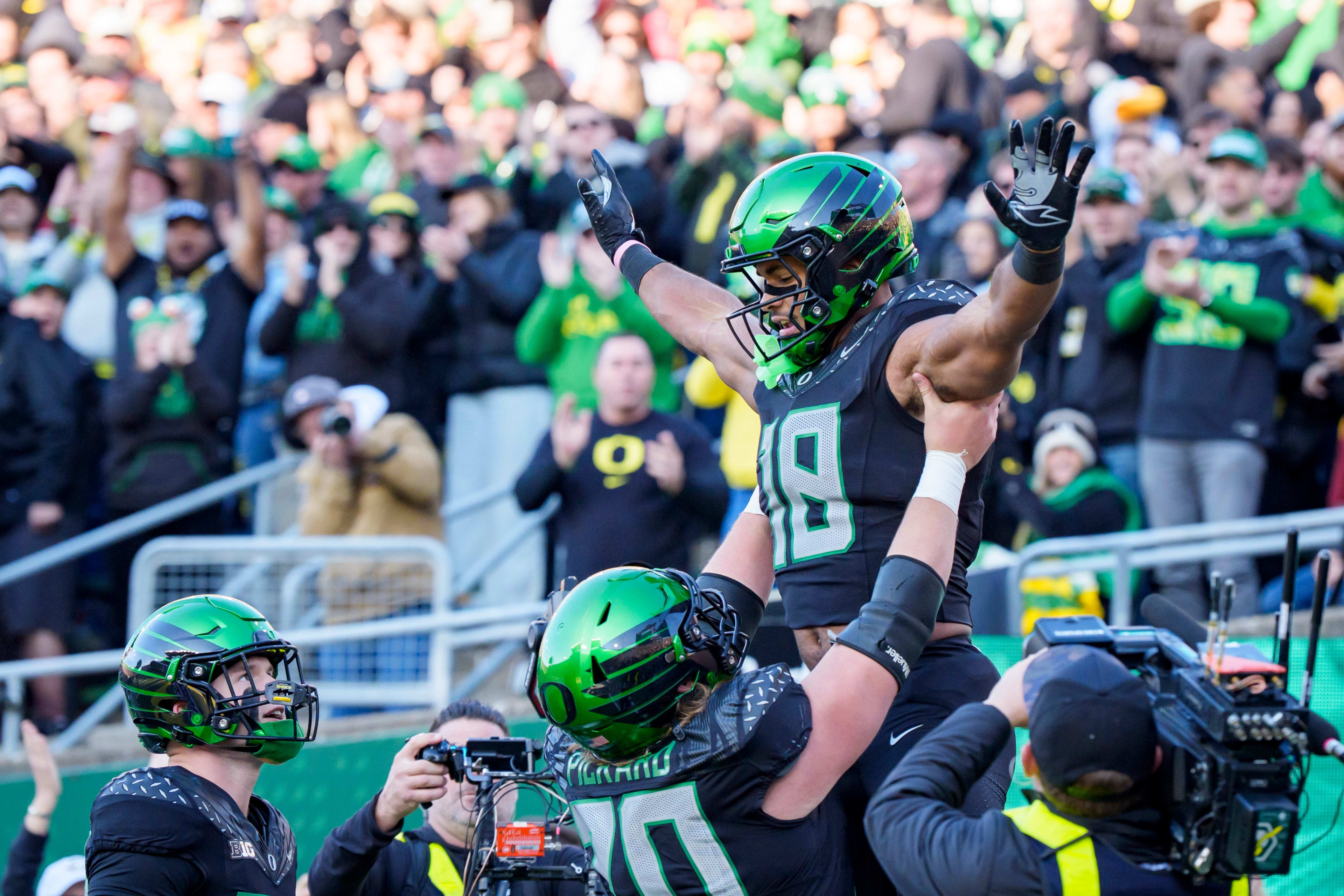 Oregon TE Predicted As First-Round Pick In New Mock Draft - Lindys Sports