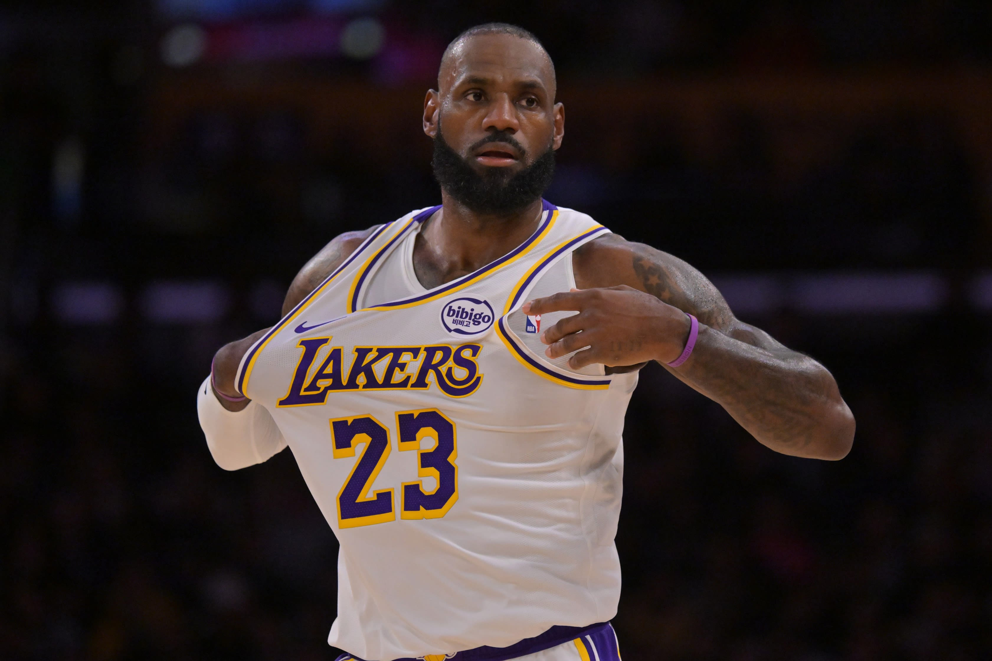 Skip Bayless Reacts to LeBron James, Jeanie Buss Report - Lindys Sports